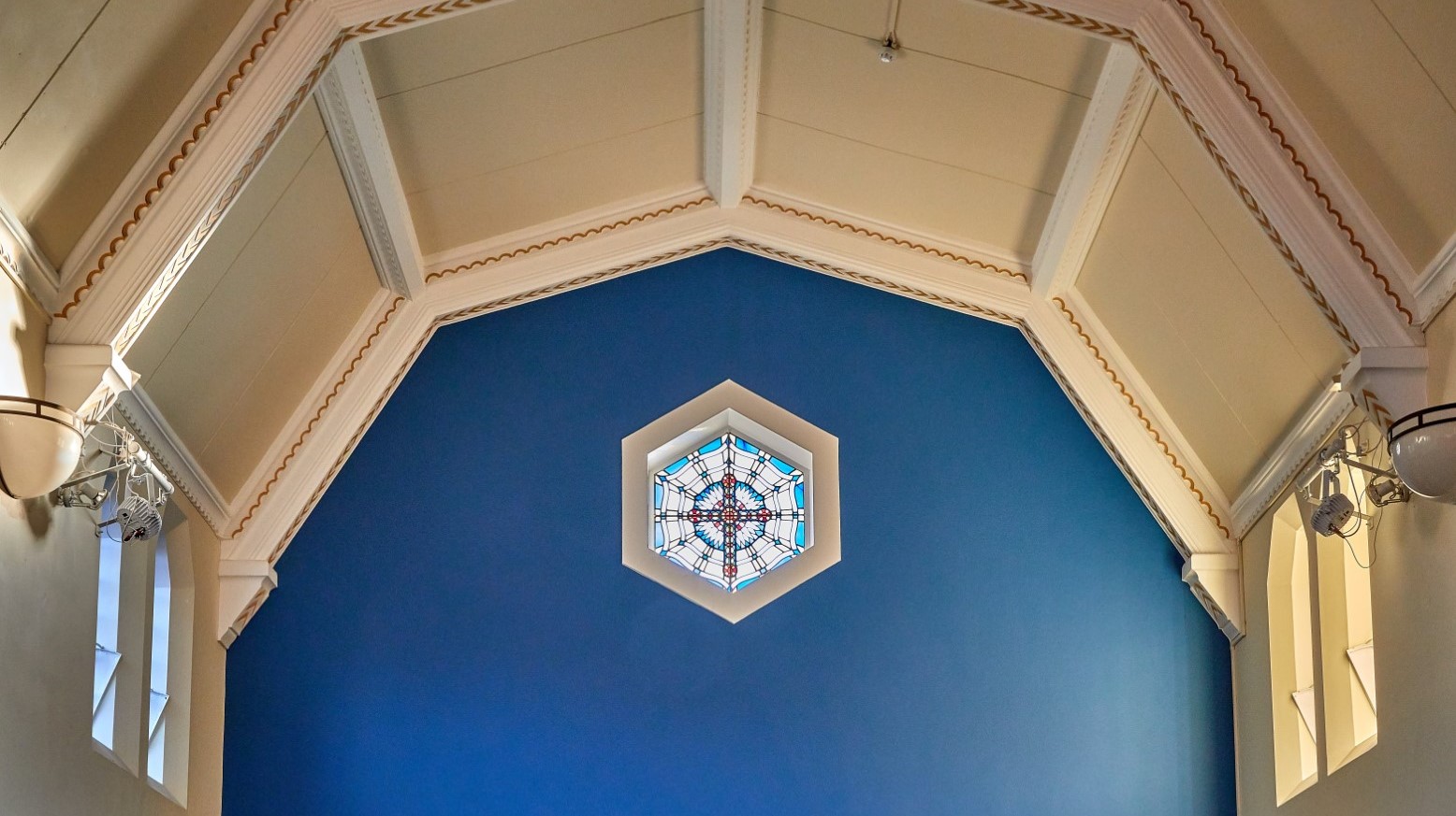 Rose Window | Solihull Methodist Church